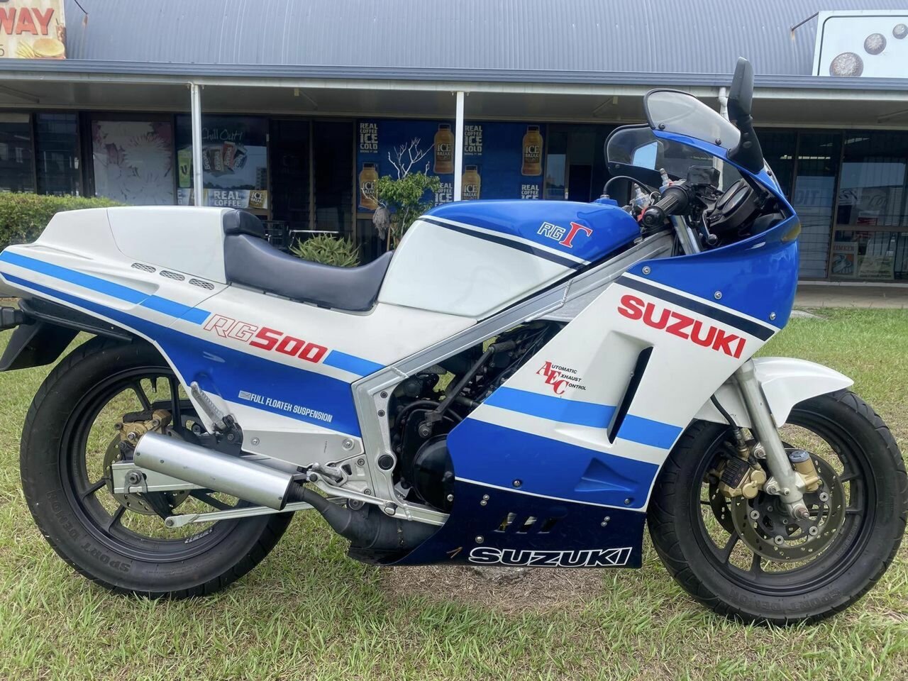 1985 SUZUKI RG500 ROAD - JBFD5252224 - JUST BIKES