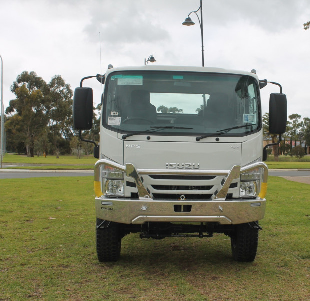 2021 ISUZU NPS 75/45-155 4X4 AMT CREW CAB CHASSIS - JACFD5220277 - JUST TRUCKS