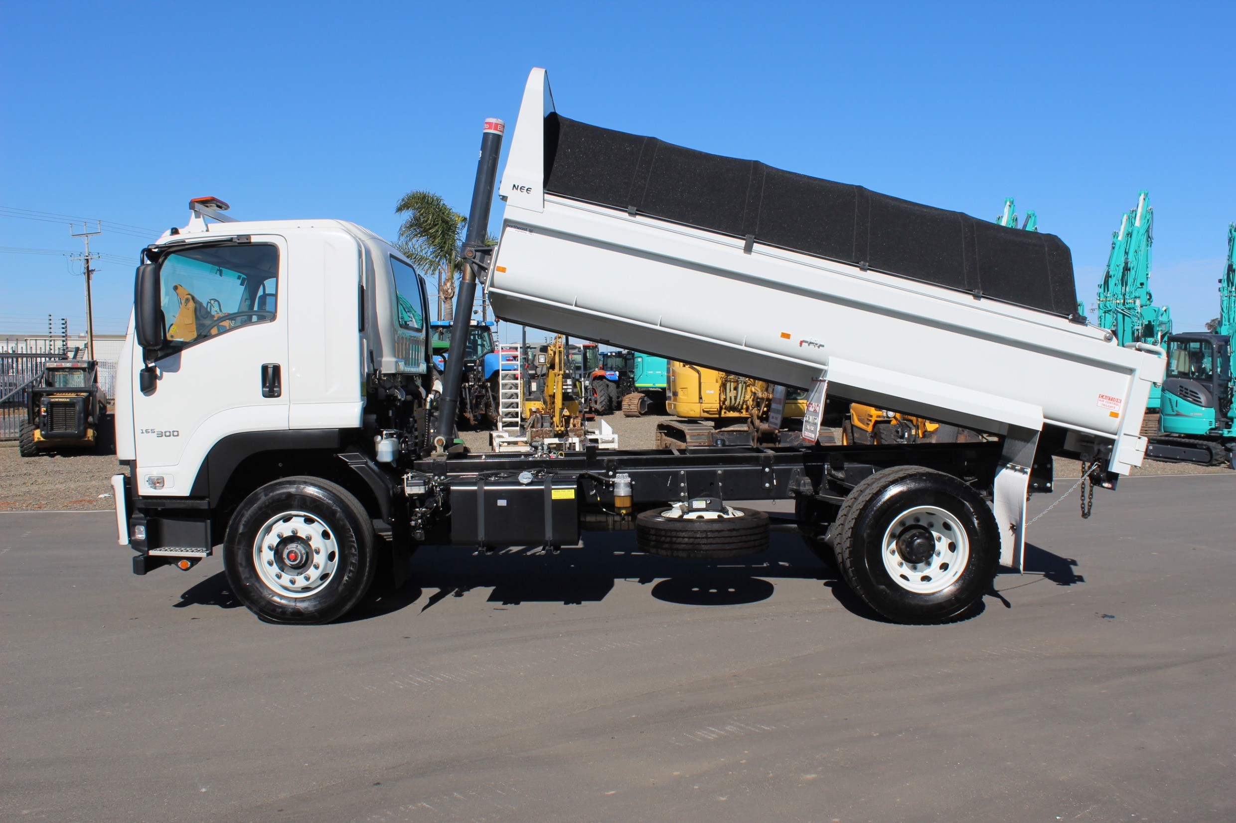 2023 ISUZU FVR 165-300 MWB NEE RTG TIPPER TRUCK - JTFD5282042 - JUST TRUCKS