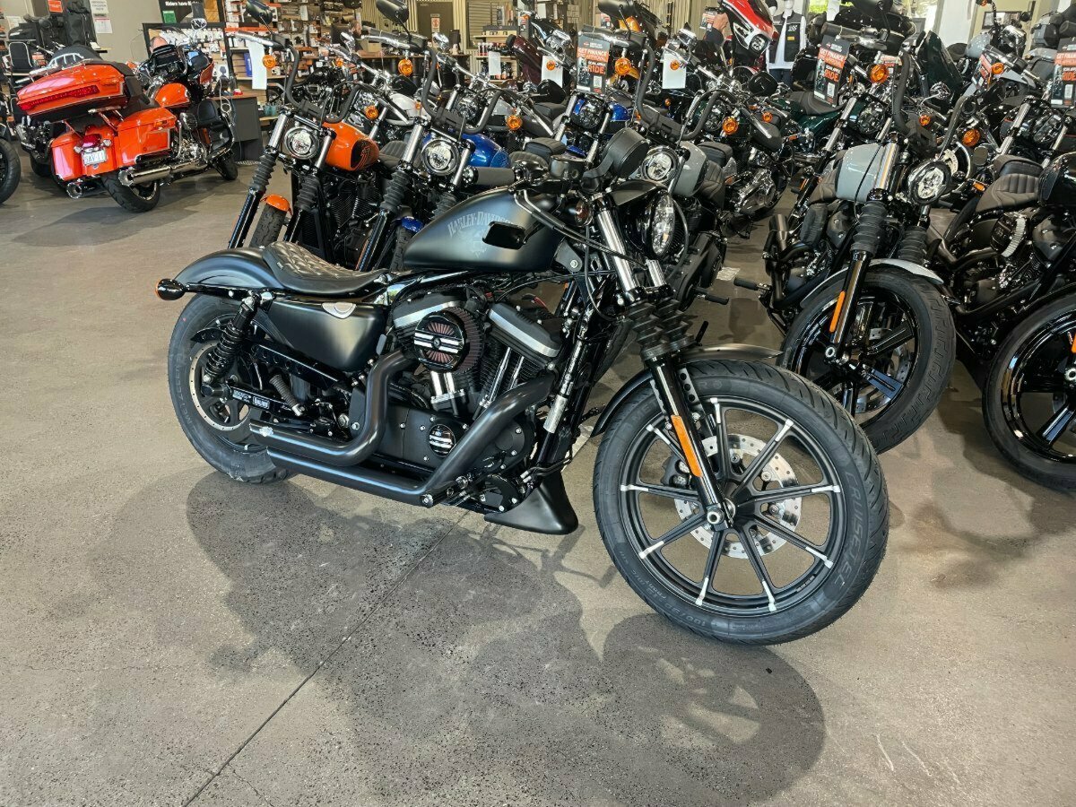 2017 HARLEY-DAVIDSON XL883N IRON 883 CRUISER - JBFD5297358 - JUST BIKES