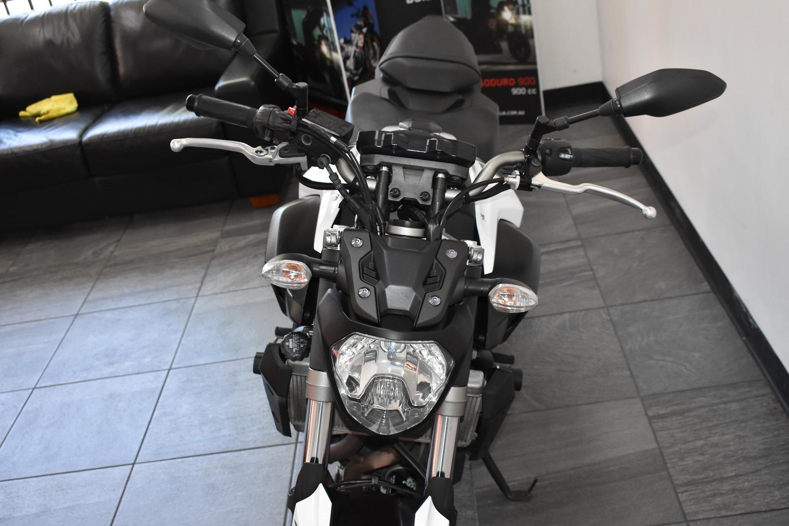 2017 YAMAHA MT-07 LAMS ROAD - JBFD5245131 - JUST BIKES