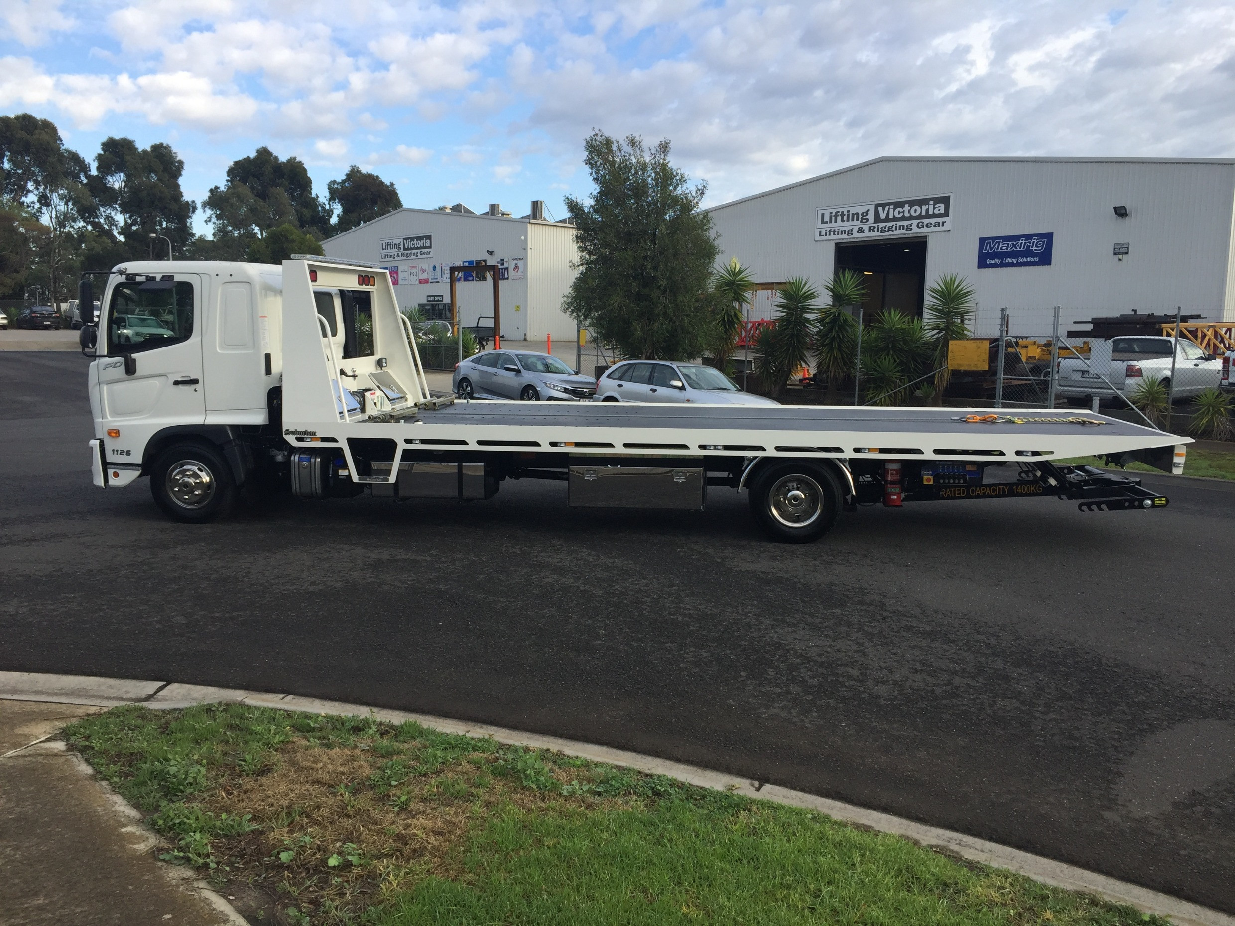 2021 HINO FD 1126-500 SERIES AUTOMATIC TILT TRAY - JTFD5184177 - JUST TRUCKS