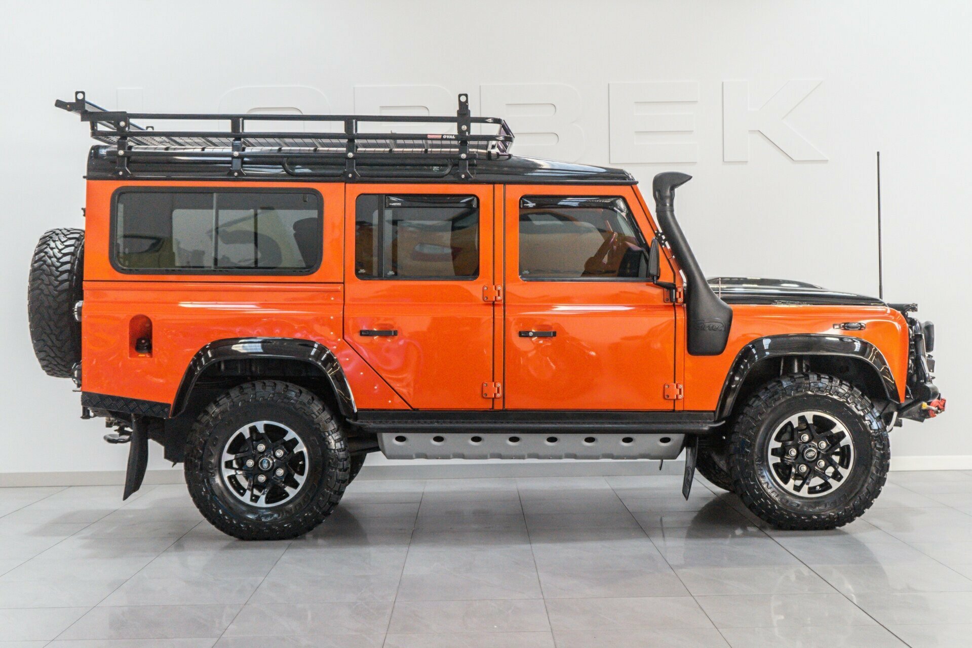 2015 LAND ROVER DEFENDER MY16 110 ADVENTURE EDITION (4X4) 6 - JFFD5167127 - JUST 4X4S