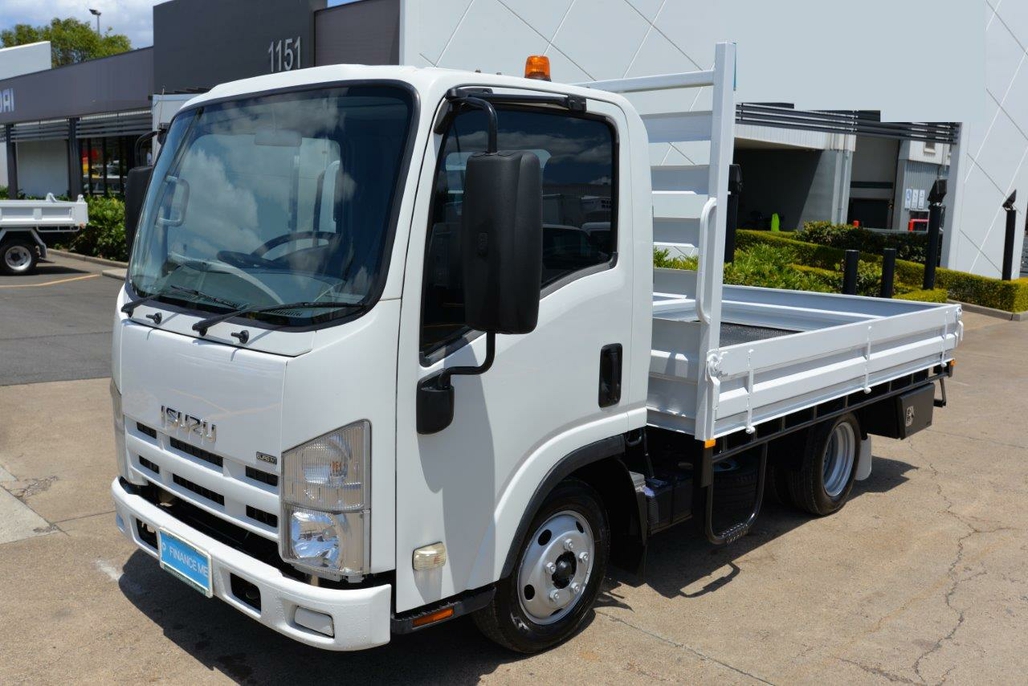 2010 ISUZU NLR 200 MANUAL TRAYTOP - JCFD5079670 - JUST TRUCKS