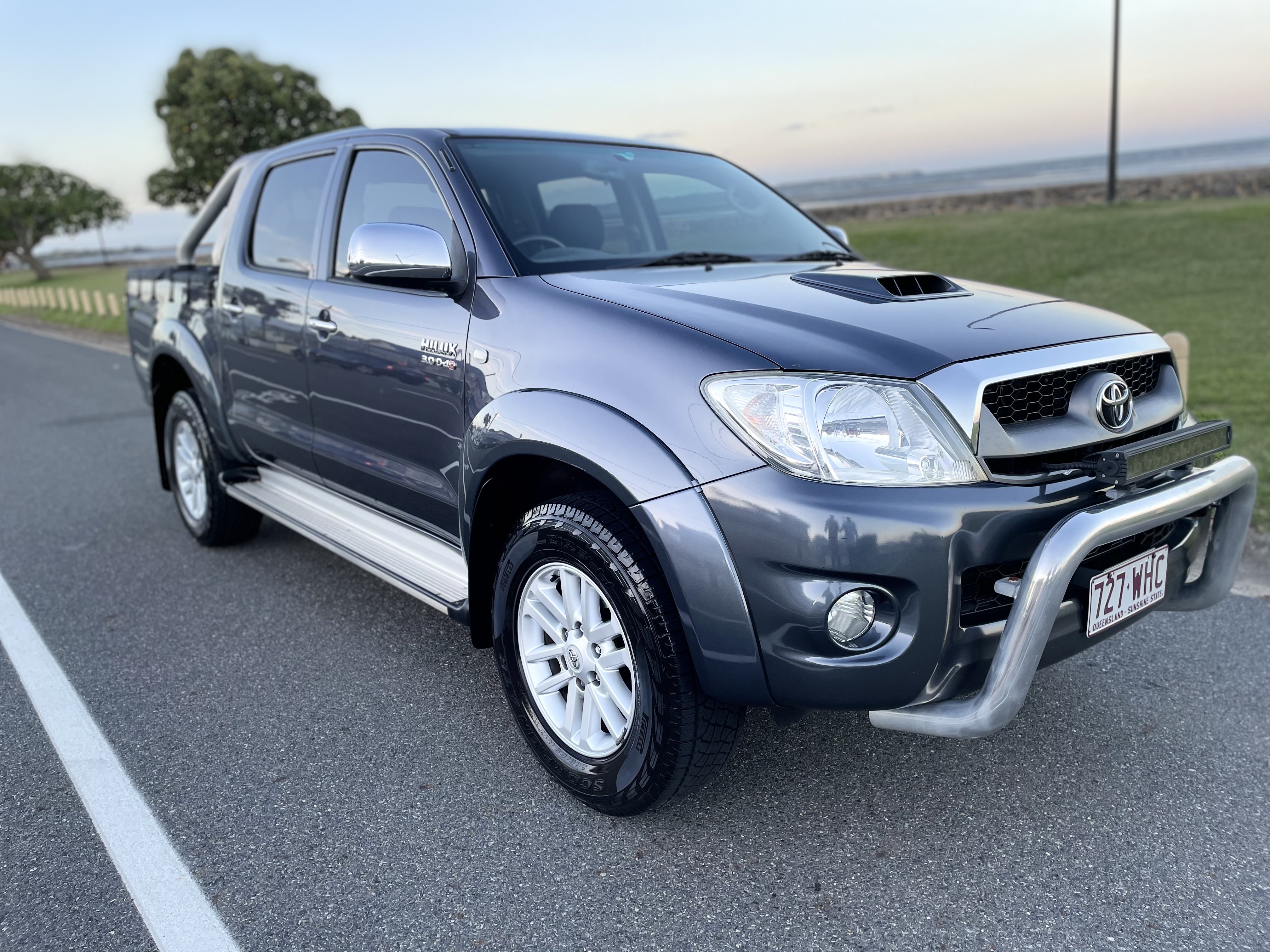 2010 TOYOTA HILUX KUN26R DUAL CAB UTILITY JCW5185249 JUST 4X4S 2010-toyota-hilux-kun26r-dual-cab-utility-jcw5185249-just-4x4s