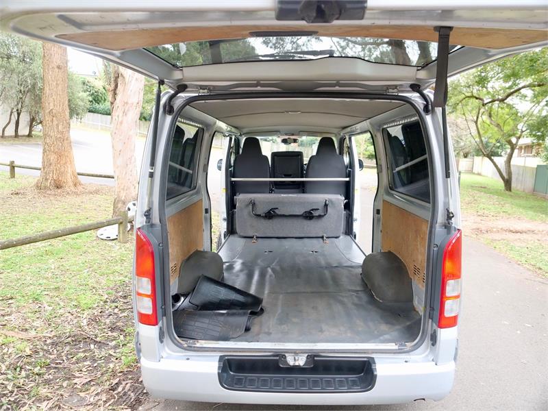 2011 TOYOTA HIACE KDH206R MY11 UPGRADE DX GL 4WD 6 SEATS VAN - JCFD5225194 - JUST 4X4S