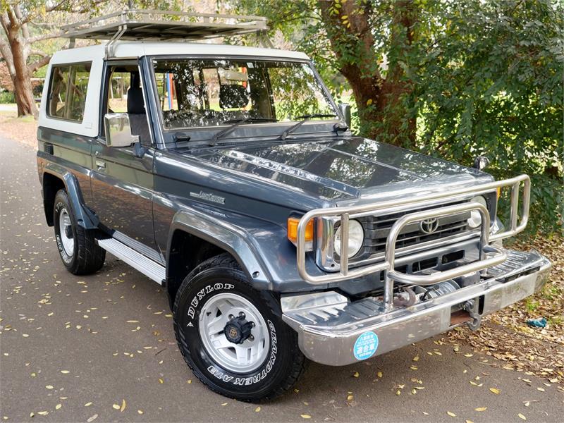 2005 TOYOTA LANDCRUISER 70 SERIES HZJ73 FRP TOP SWB MANUAL - JCFD5226847 - JUST 4X4S