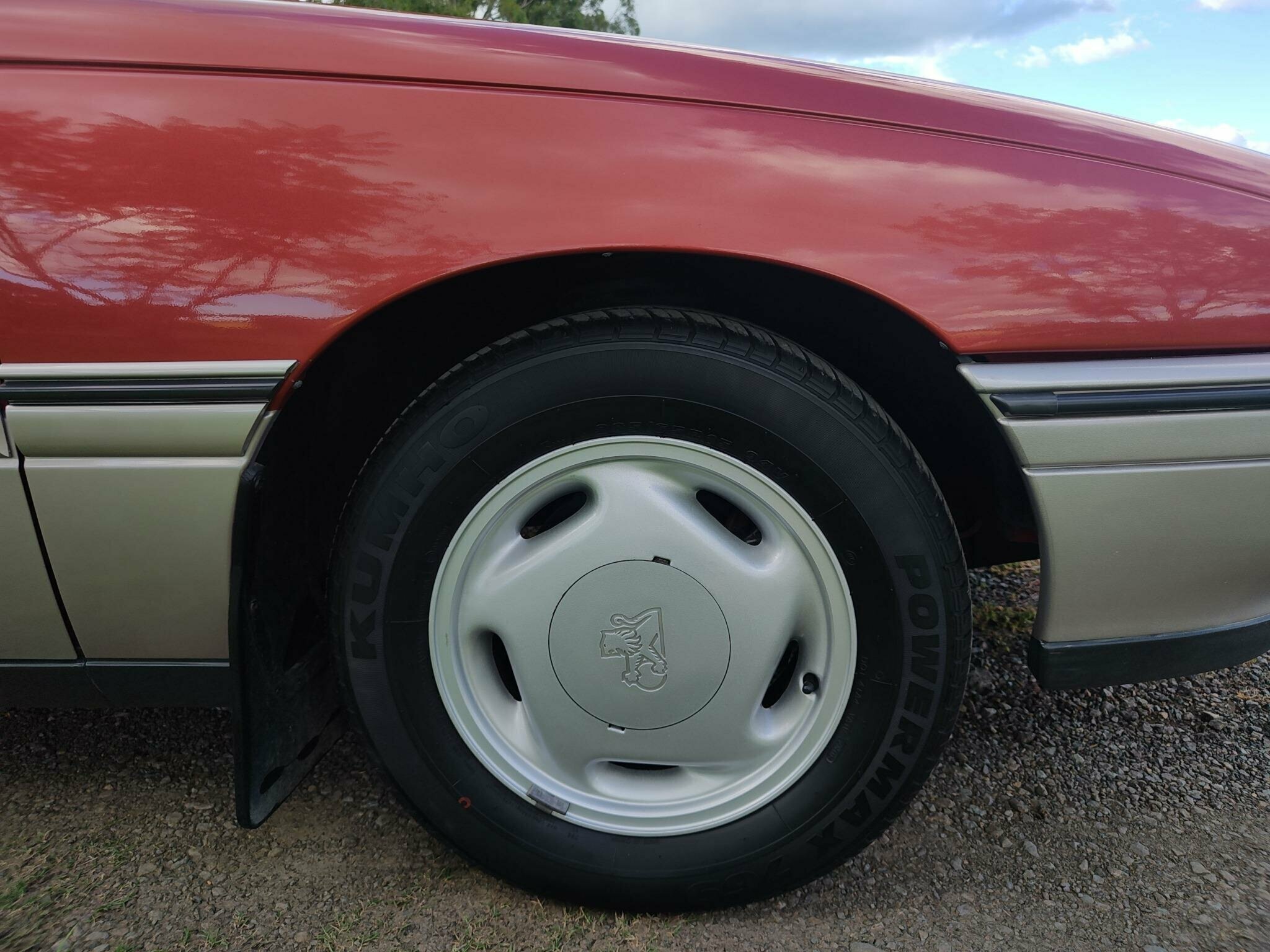 1990 HOLDEN CALAIS VN 5.0I 4 SP AUTOMATIC 4D SEDAN - JACFD5302447 - JUST CARS