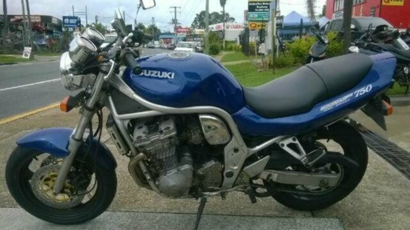 1996 SUZUKI BANDIT 750 - JBFD3662429 - JUST BIKES