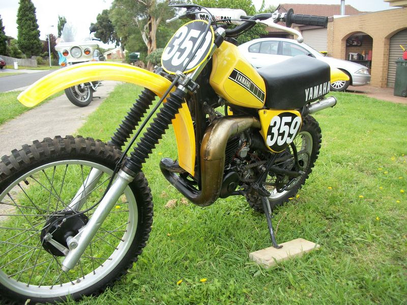 1977 YAMAHA YZ 400 - JBW2493393 - JUST BIKES
