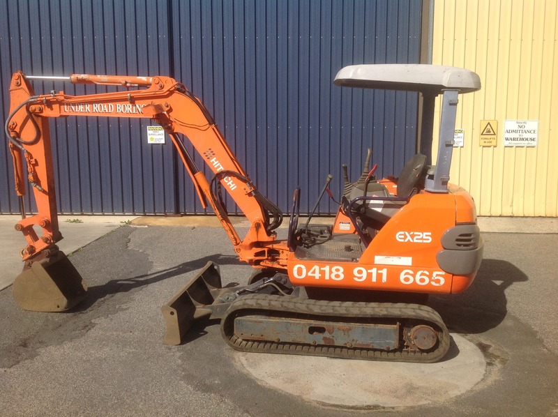 HITACHI EX-25 - JHW3704453 - JUST HEAVY EQUIPMENT