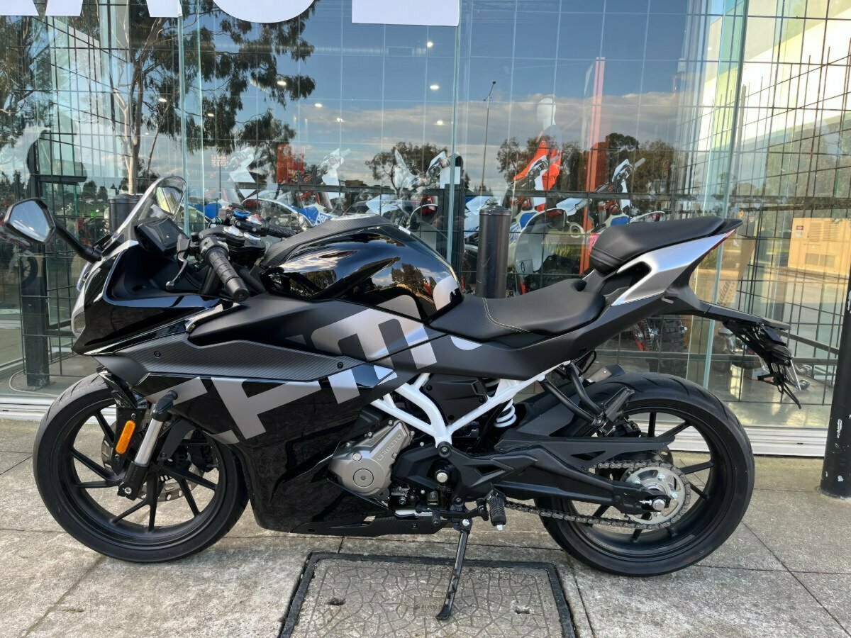 2021 CF MOTO 300 SR ABS ROAD - JBFD5311680 - JUST BIKES