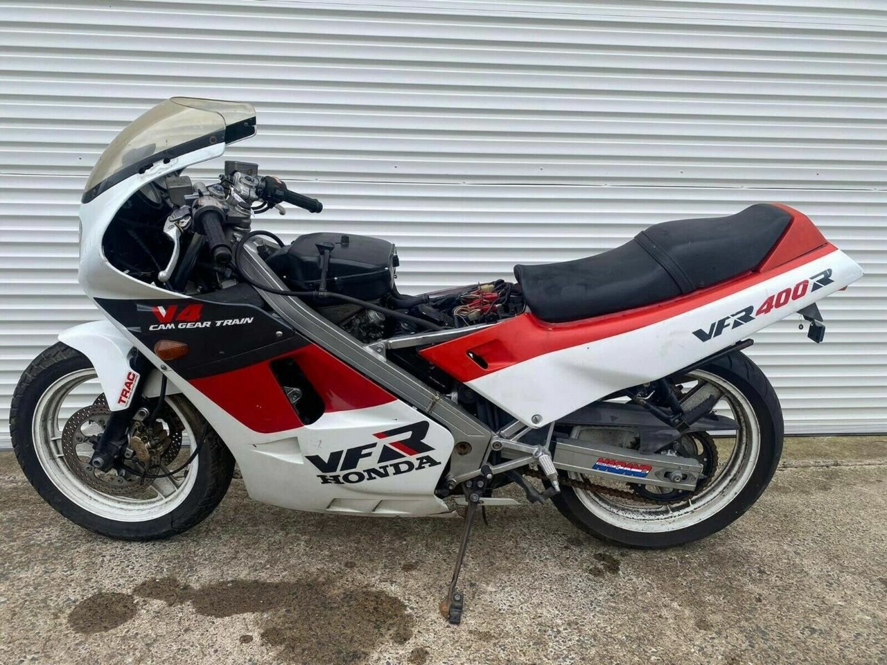 1986 HONDA VFR400R ROAD - JBFD5239694 - JUST BIKES