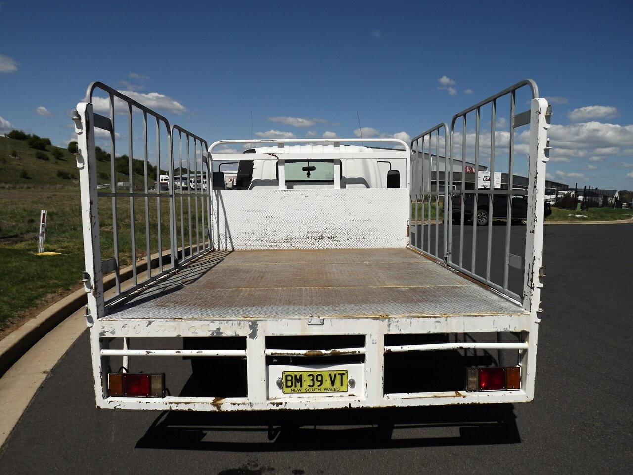 2006 HINO DUTRO 5 SP MANUAL 2D TABLETOP - JTFD5274069 - JUST TRUCKS