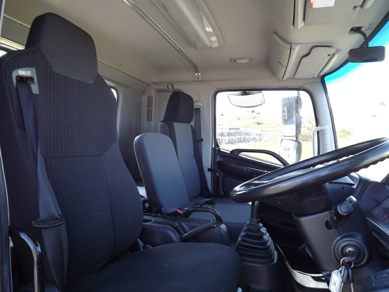 2016 HINO FE1426 6 SP MANUAL 2D CAB CHASSIS - JTFD5253837 - JUST TRUCKS