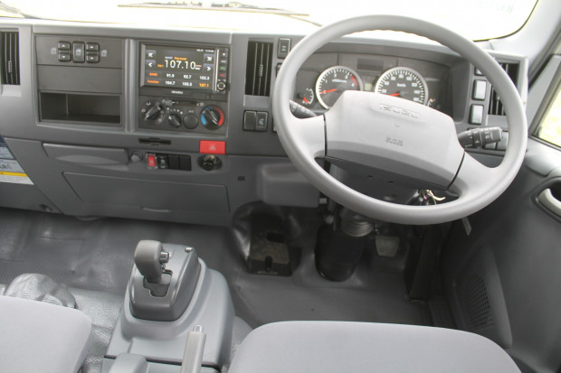 2021 ISUZU NPS 75/45-155 4X4 AMT CREW CAB CHASSIS - JACFD5220277 - JUST TRUCKS