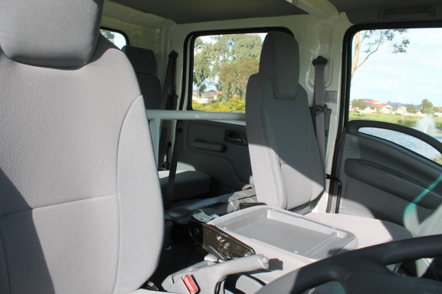 2021 ISUZU NPS 75/45-155 4X4 AMT CREW CAB CHASSIS - JACFD5220277 - JUST TRUCKS