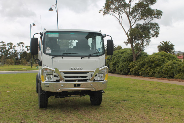 2021 ISUZU NPS 75/45-155 4X4 AMT CREW CAB CHASSIS - JACFD5220277 - JUST TRUCKS