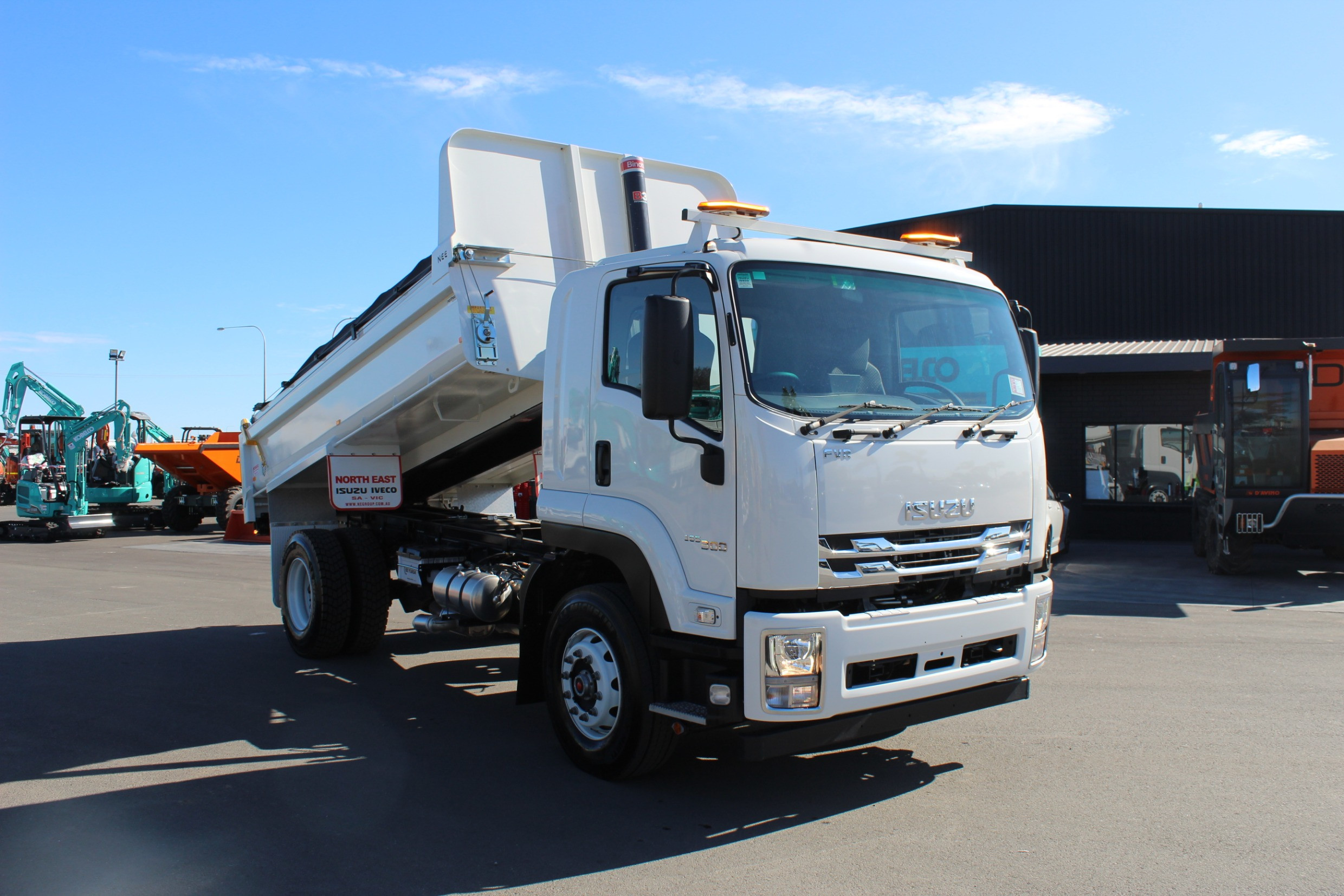 2023 ISUZU FVR 165-300 MWB NEE RTG TIPPER TRUCK - JTFD5282042 - JUST TRUCKS