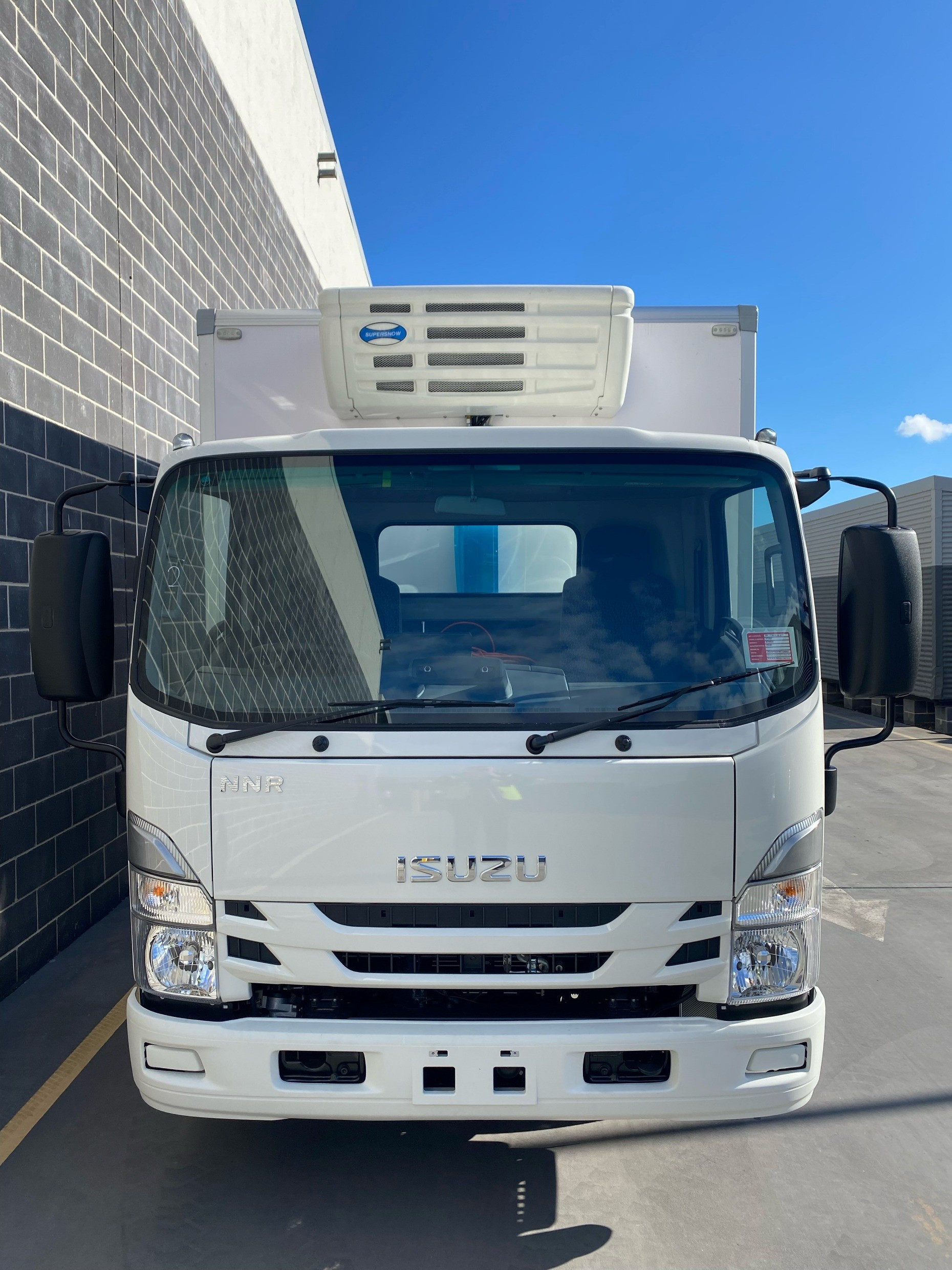 2023 ISUZU NNR 55/45-150 AMT 4 PALLET REFRIGERATED TRUCK - JTFD5260096 - JUST BIKES