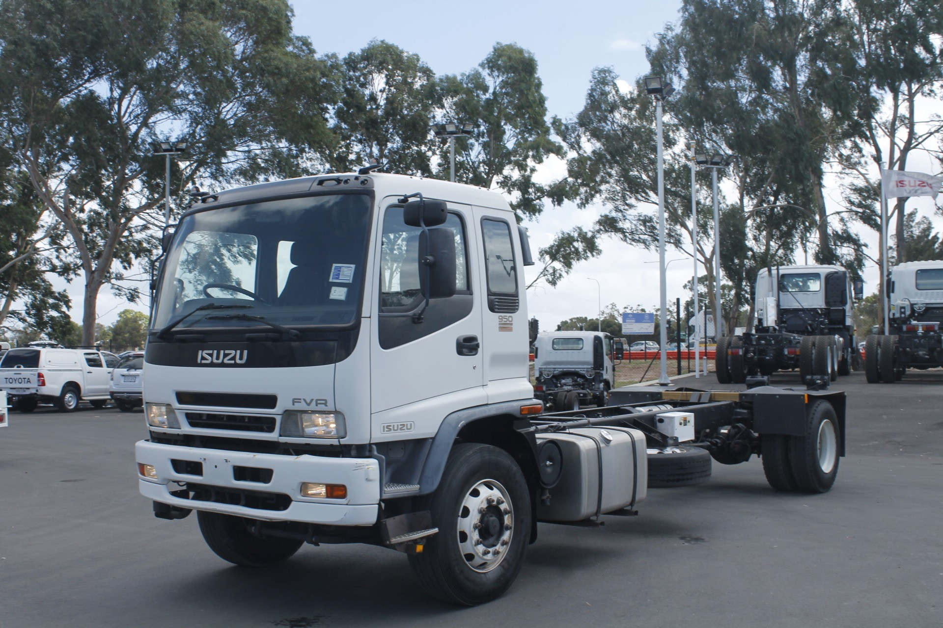 2007 ISUZU FVR950 HD LONG MANUAL CAB CHASSIS - JCFD5088926 - JUST TRUCKS