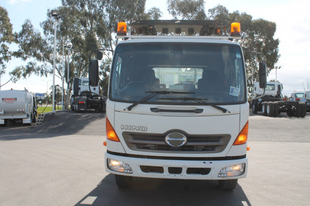 2004 HINO FD RANGER 6 FD1J MANUAL TRAY - JTFD5169647 - JUST TRUCKS