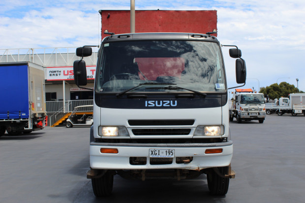 2005 ISUZU FVR950 MANUAL STOCK/CATTLE TRUCK - JTFD5220663 - JUST TRUCKS