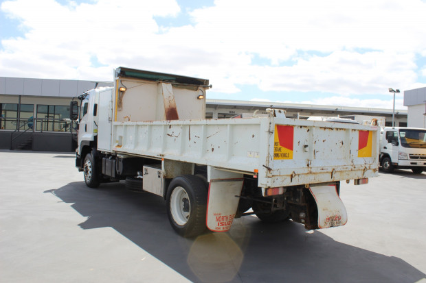 2010 ISUZU FTR900 AMT TIPPER - JTFD5244928 - JUST TRUCKS