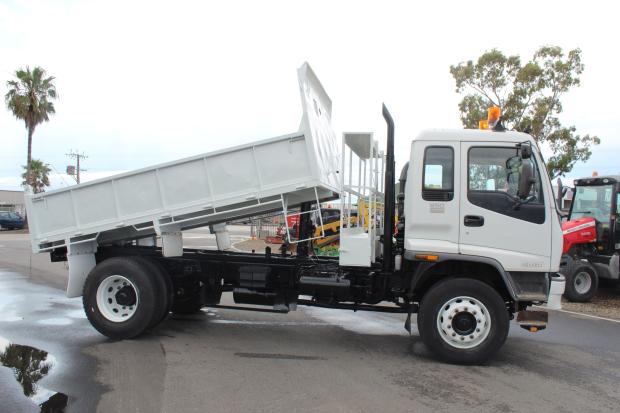 2005 ISUZU FVR950 MANUAL TIPPER - JTFD5283070 - JUST TRUCKS