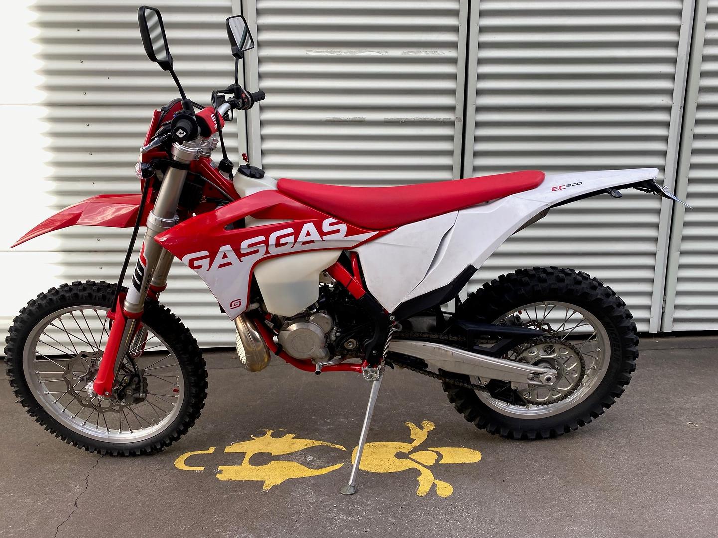 2022 GAS GAS EC 300 ENDURO - JBFD5255930 - JUST BIKES