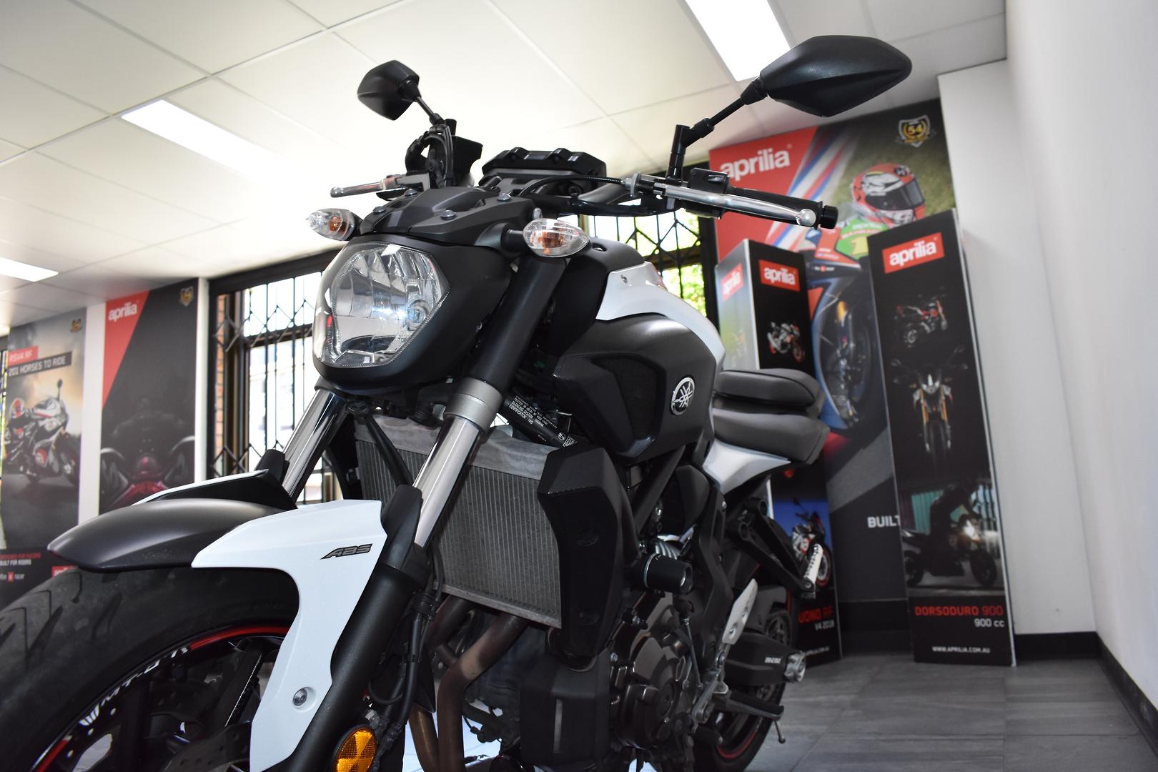 2017 YAMAHA MT-07 LAMS ROAD - JBFD5245131 - JUST BIKES