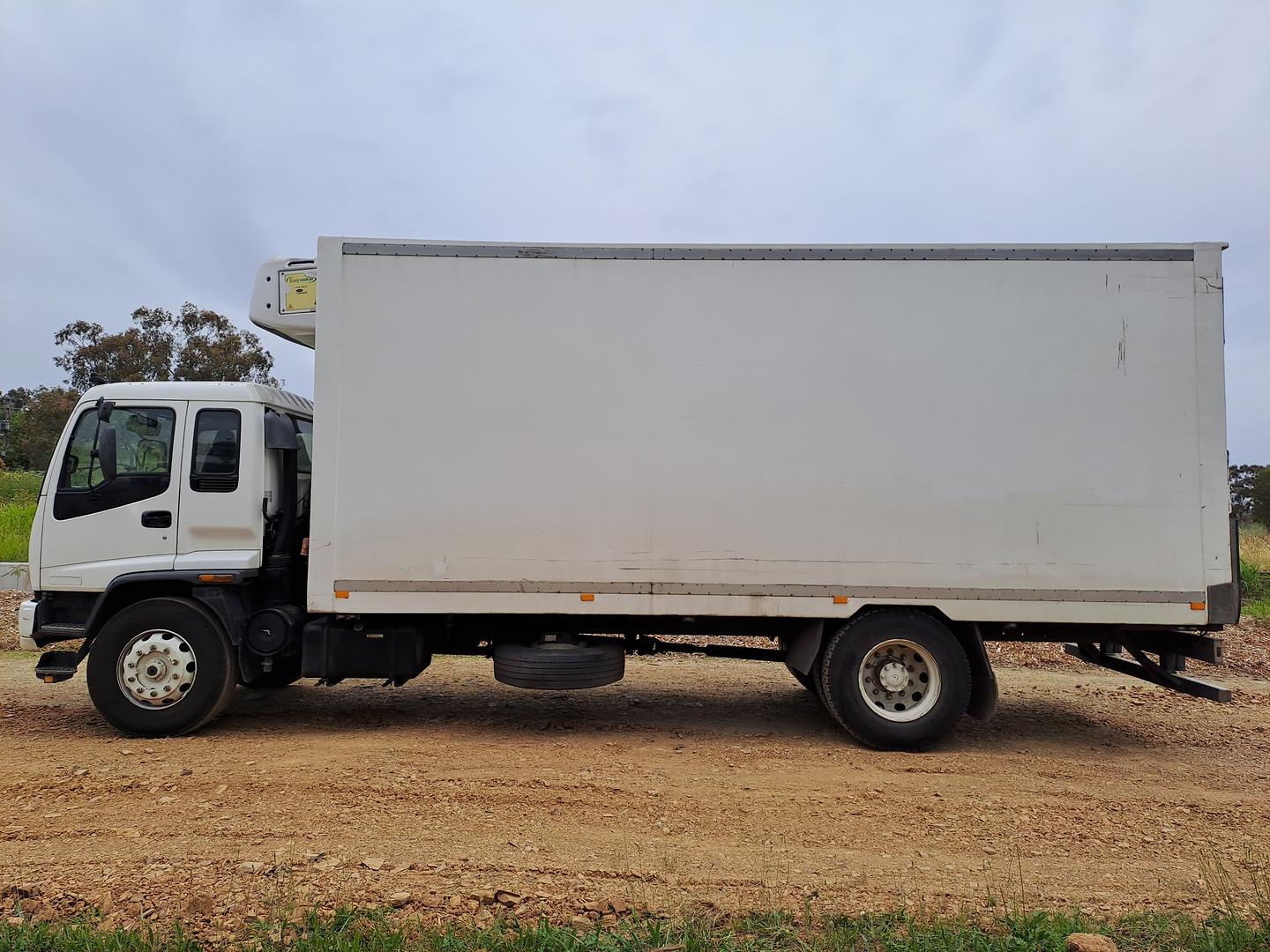 2007 ISUZU F SERIES FVR 950 REFRIGERATED TRUCK - JTFD5245429 - JUST TRUCKS