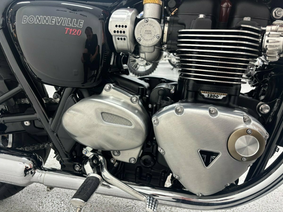 2025 TRIUMPH 1200CC BONNEVILLE T120 ROAD - JBFD5326784 - JUST BIKES