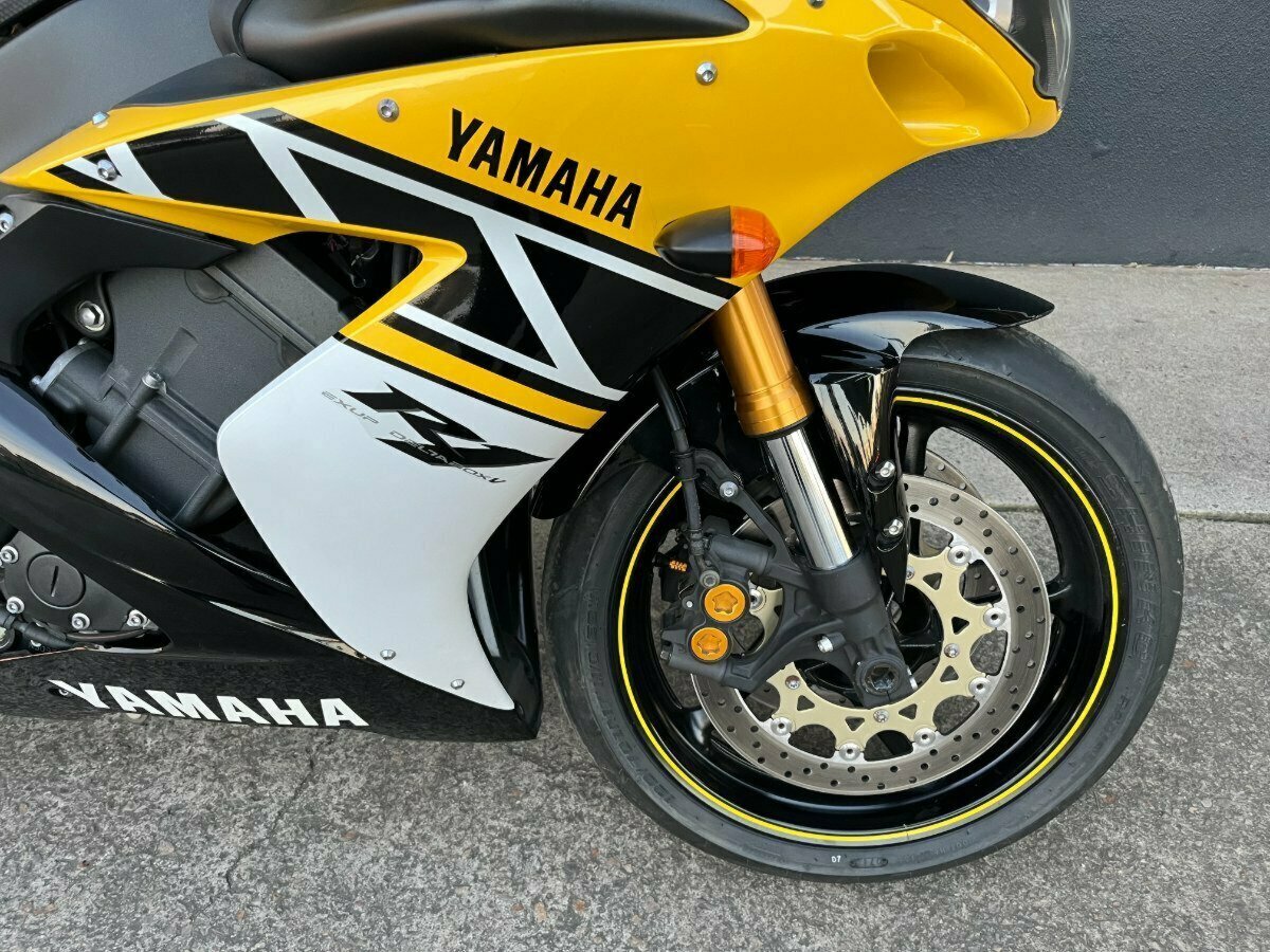 2006 YAMAHA YZF-R1 50TH ANNIVERSARY SPORTS - JBFD5311116 - JUST BIKES