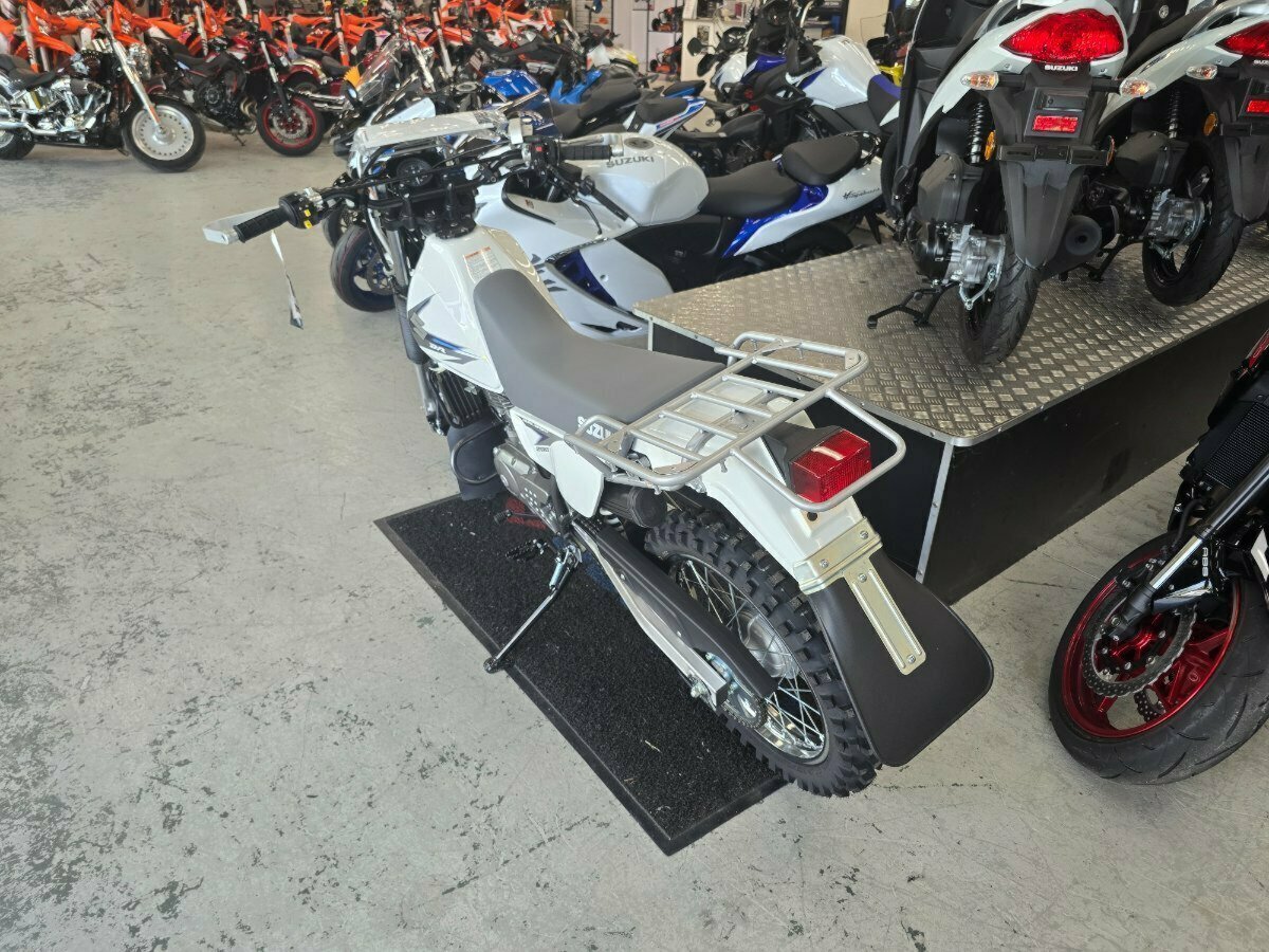 2024 SUZUKI DR200SE (TROJAN) AGRICULTURAL - JBFD5322441 - JUST BIKES