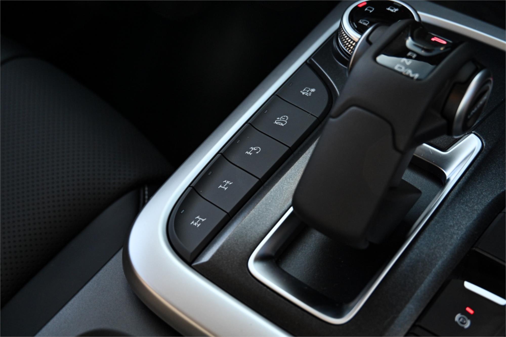 2025 GWM TANK 300 P01 ULTRA SPORTS AUTOMATIC WAGON - JAFFD5349608 - JUST 4X4S