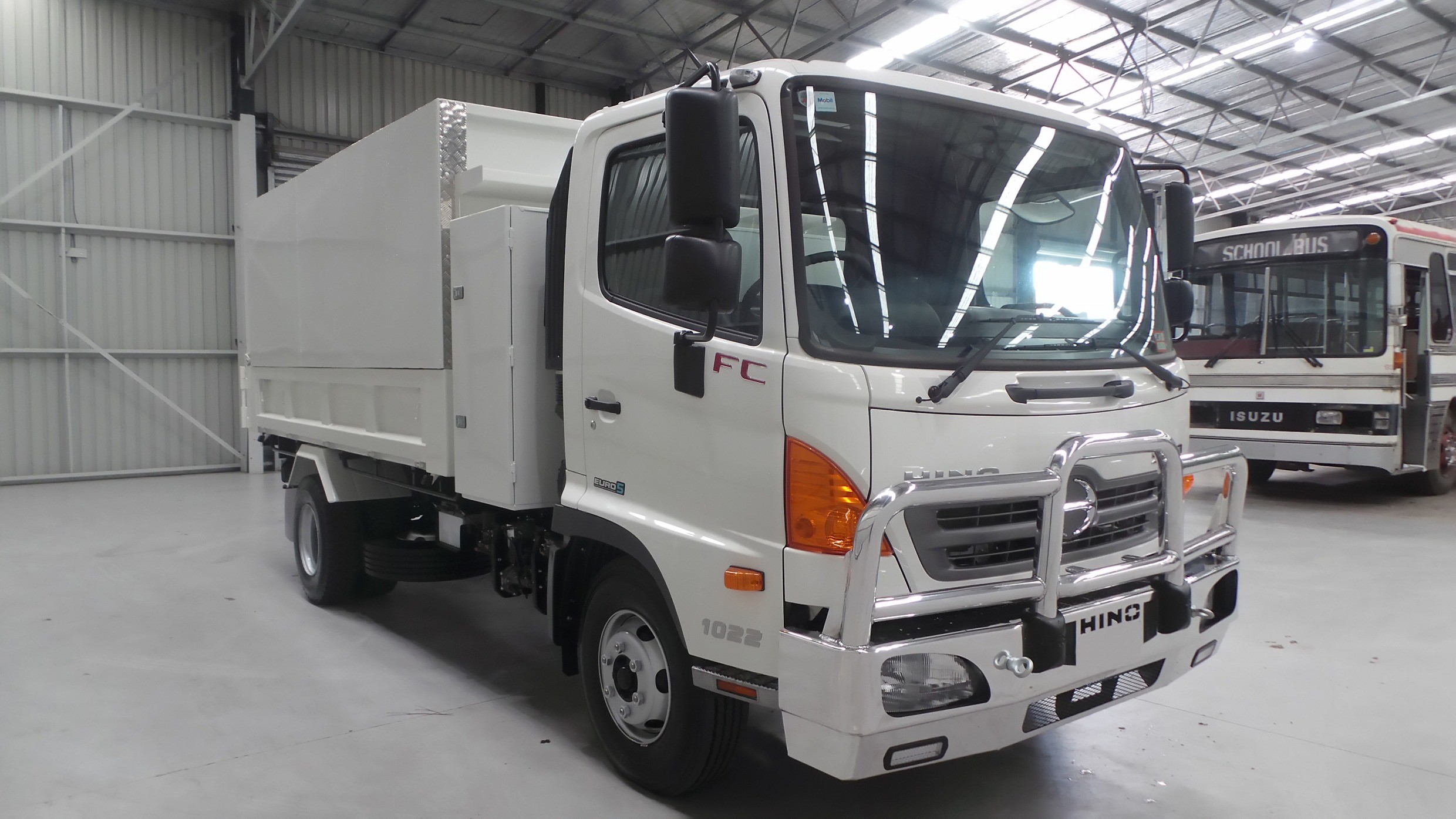 2018 HINO FC 1022-500 SERIES TRUCK MANUAL TIPPER - JTFD5013089 - JUST TRUCKS