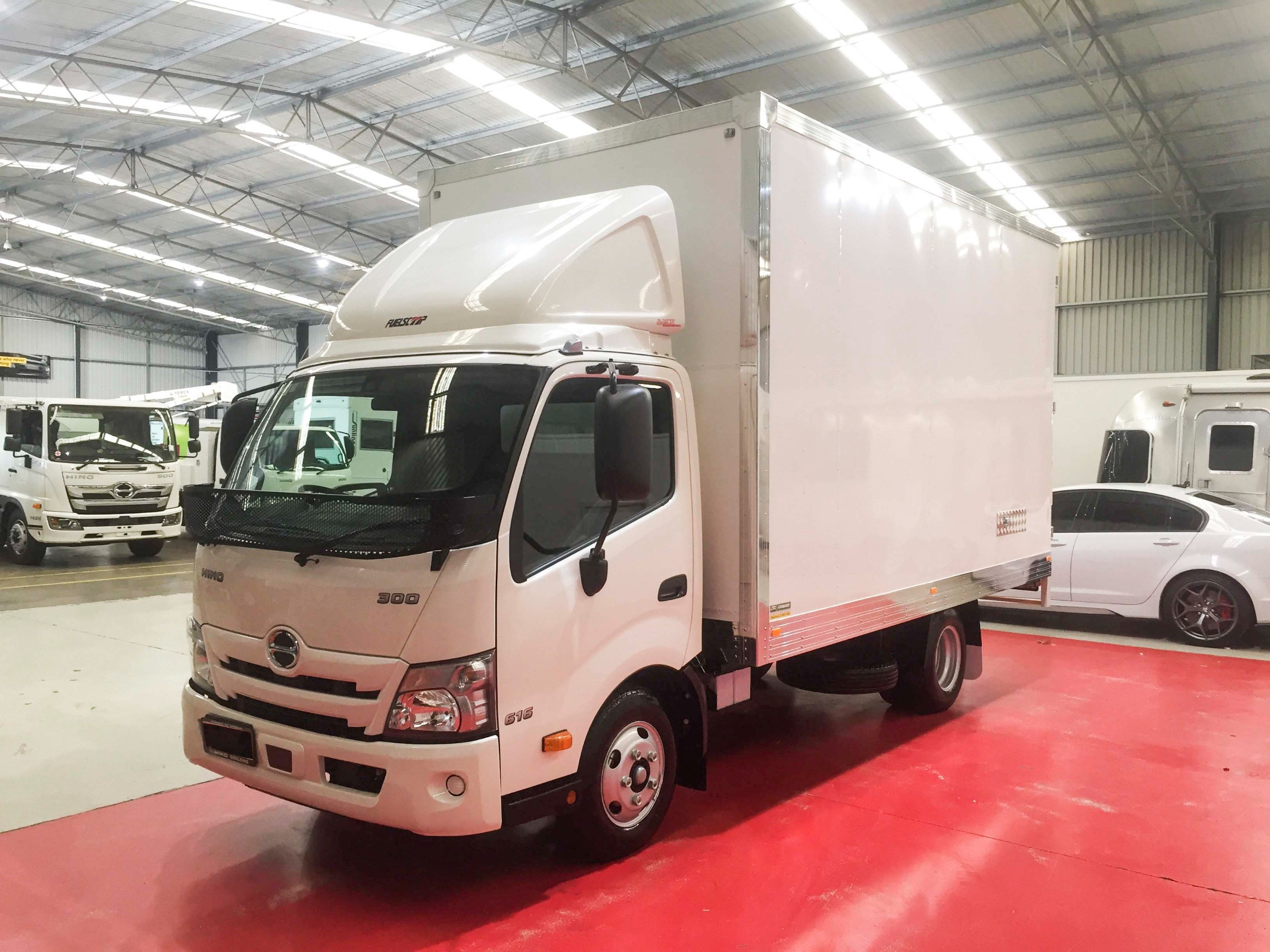 2022 HINO 616 - 300 SERIES AUTOMATIC PANTECH - JTFD5220529 - JUST TRUCKS