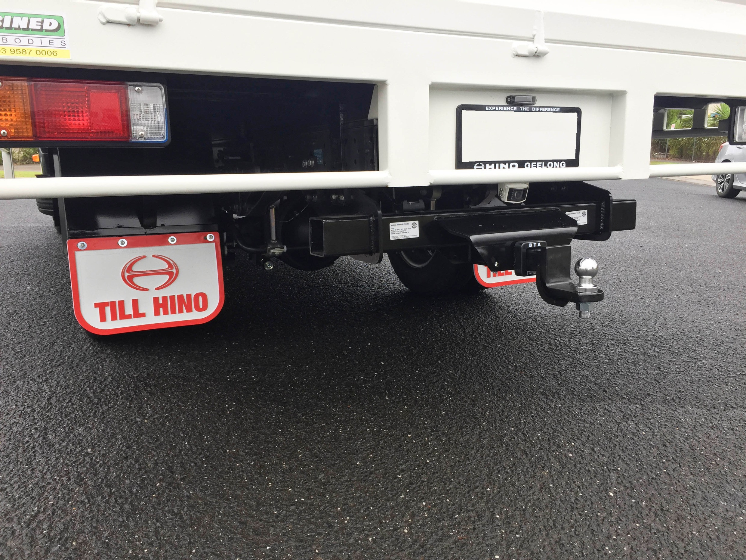 2022 HINO 616 - 300 SERIES AUTOMATIC TRAY - JTFD5220682 - JUST TRUCKS