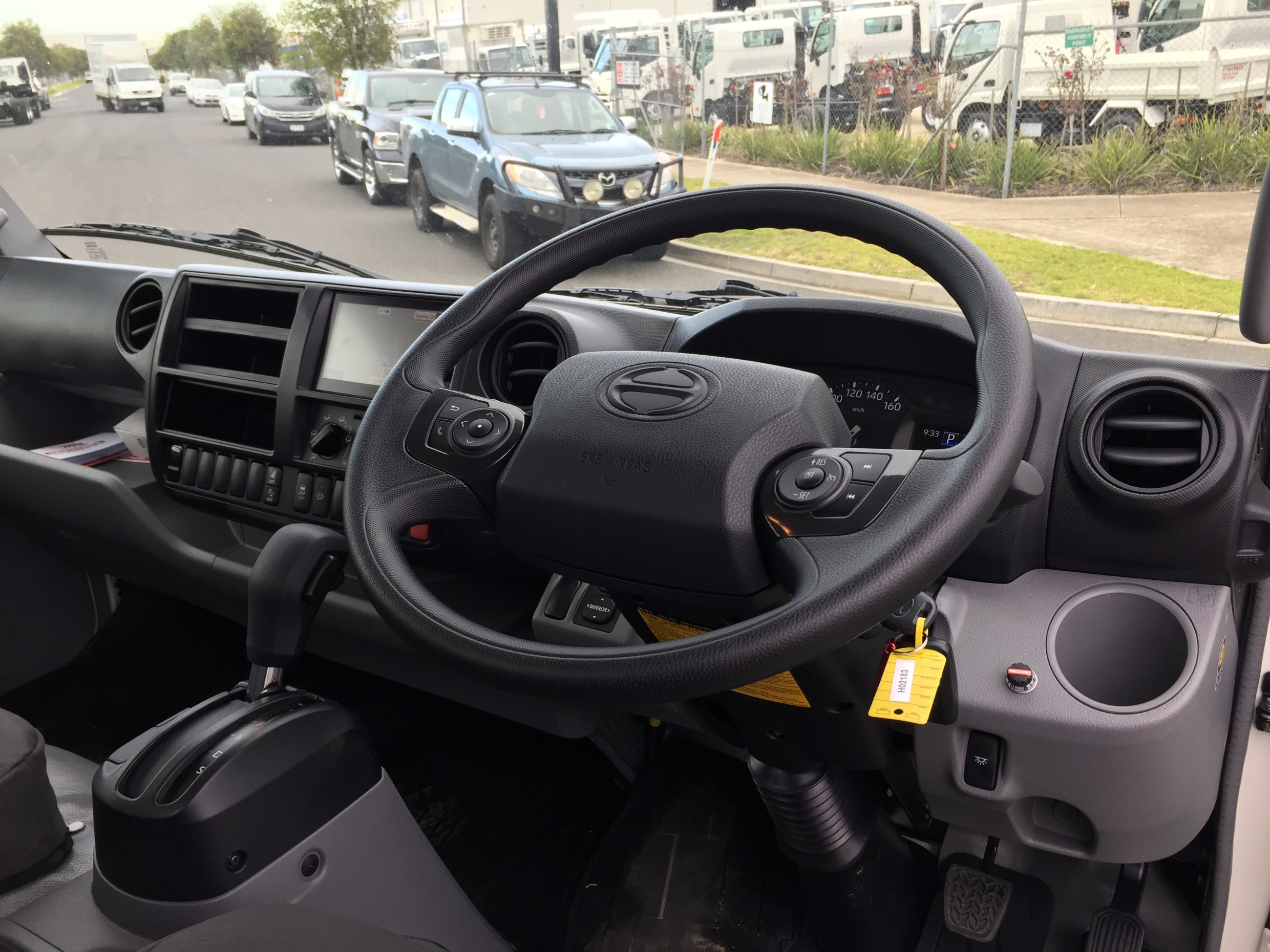 2022 HINO 721 - 300 SERIES AUTOMATIC TRAY - JTFD5220686 - JUST TRUCKS