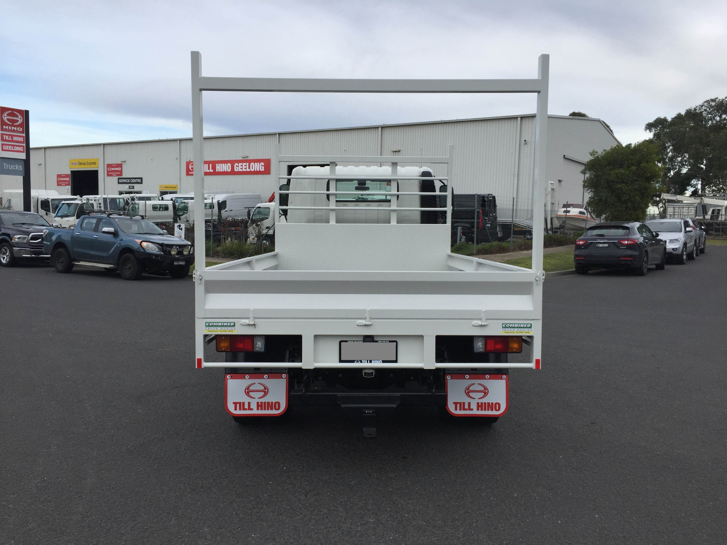 2022 HINO 721 - 300 SERIES AUTOMATIC TRAY - JTFD5220686 - JUST TRUCKS