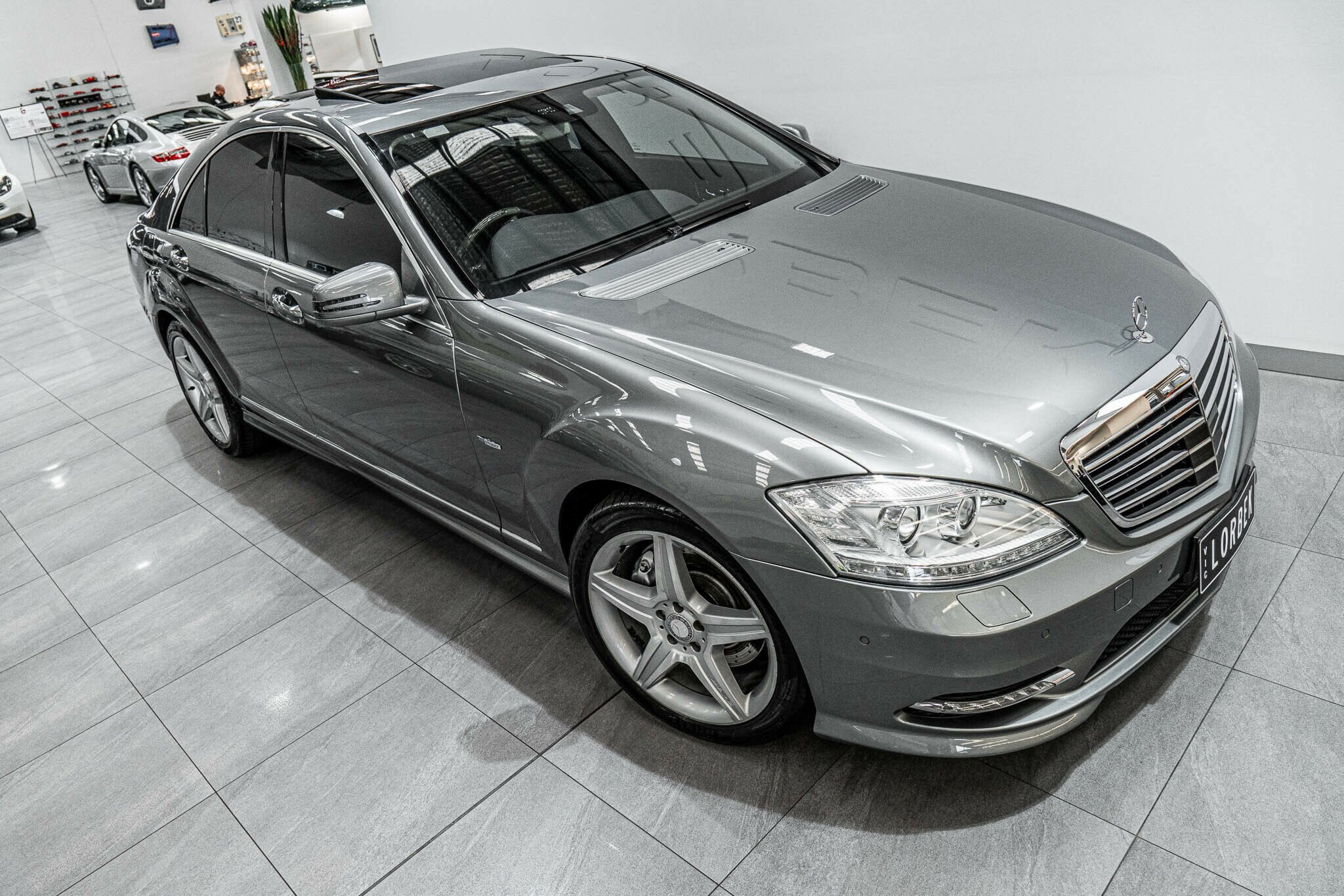 2011 MERCEDES-BENZ S350 221 CDI BLUETEC 7 SP AUTOMATIC 4D - JACFD5270550 - JUST CARS