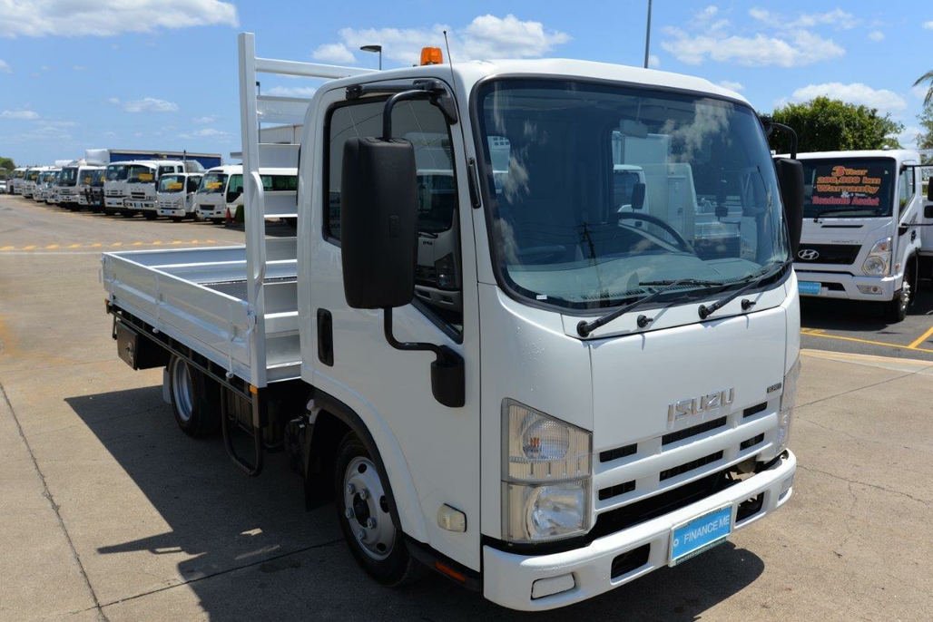 2010 ISUZU NLR 200 MANUAL TRAYTOP - JCFD5078742 - JUST TRUCKS
