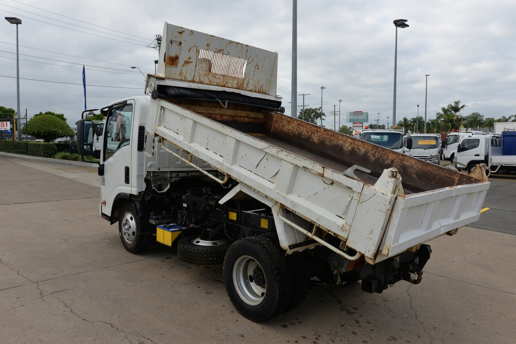 2010 ISUZU NLR 200 MANUAL TIPPER - JTFD5095604 - JUST TRUCKS