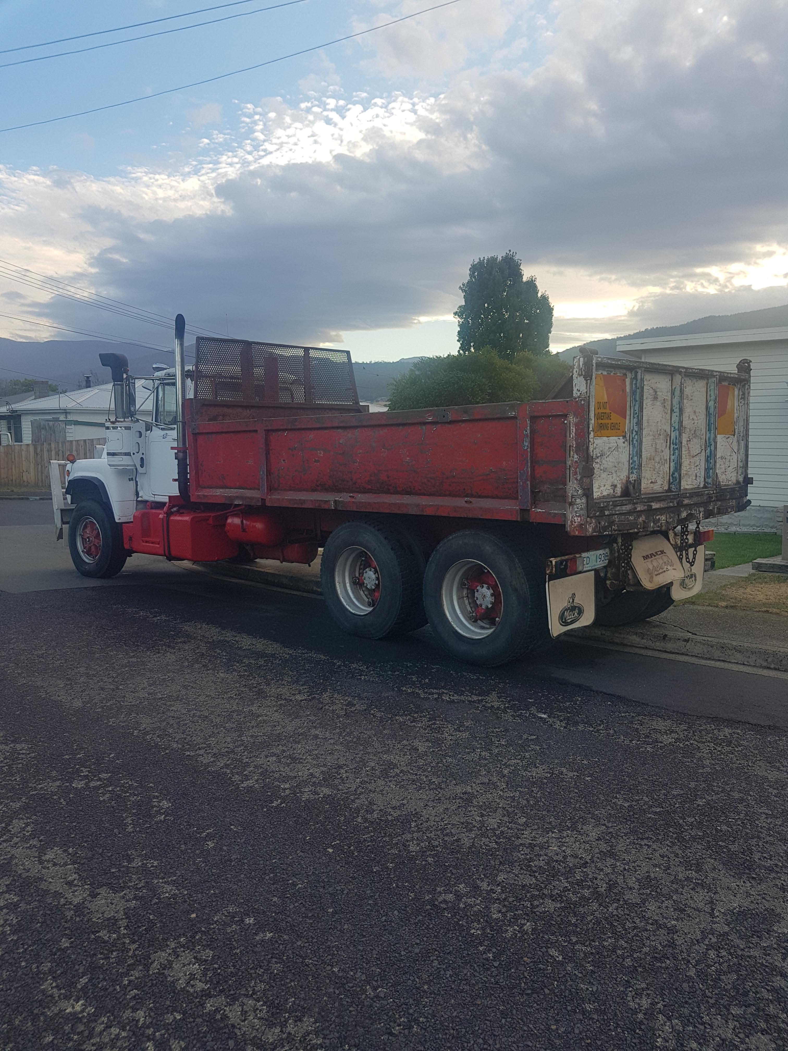 1980 MACK R600 TIPPER - JTW5182492 - JUST TRUCKS