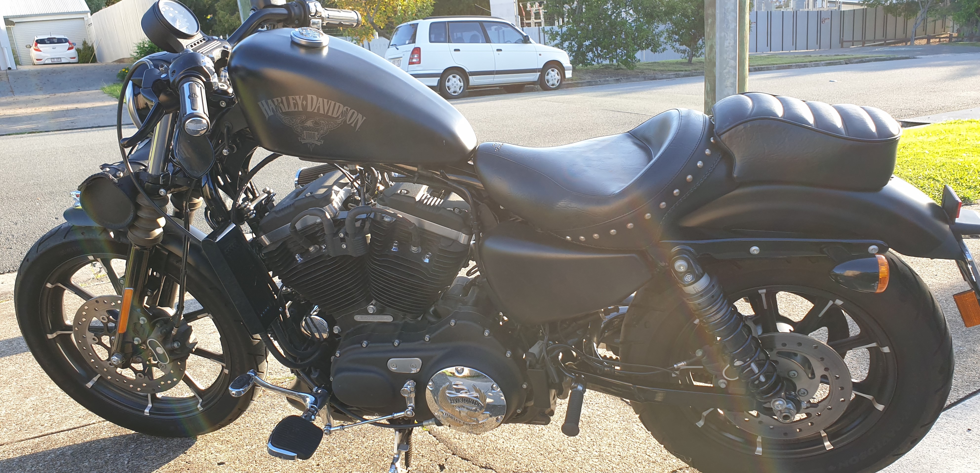 2017 HARLEY-DAVIDSON XL883N IRON 883 CRUISER - JBW5235012 - JUST BIKES