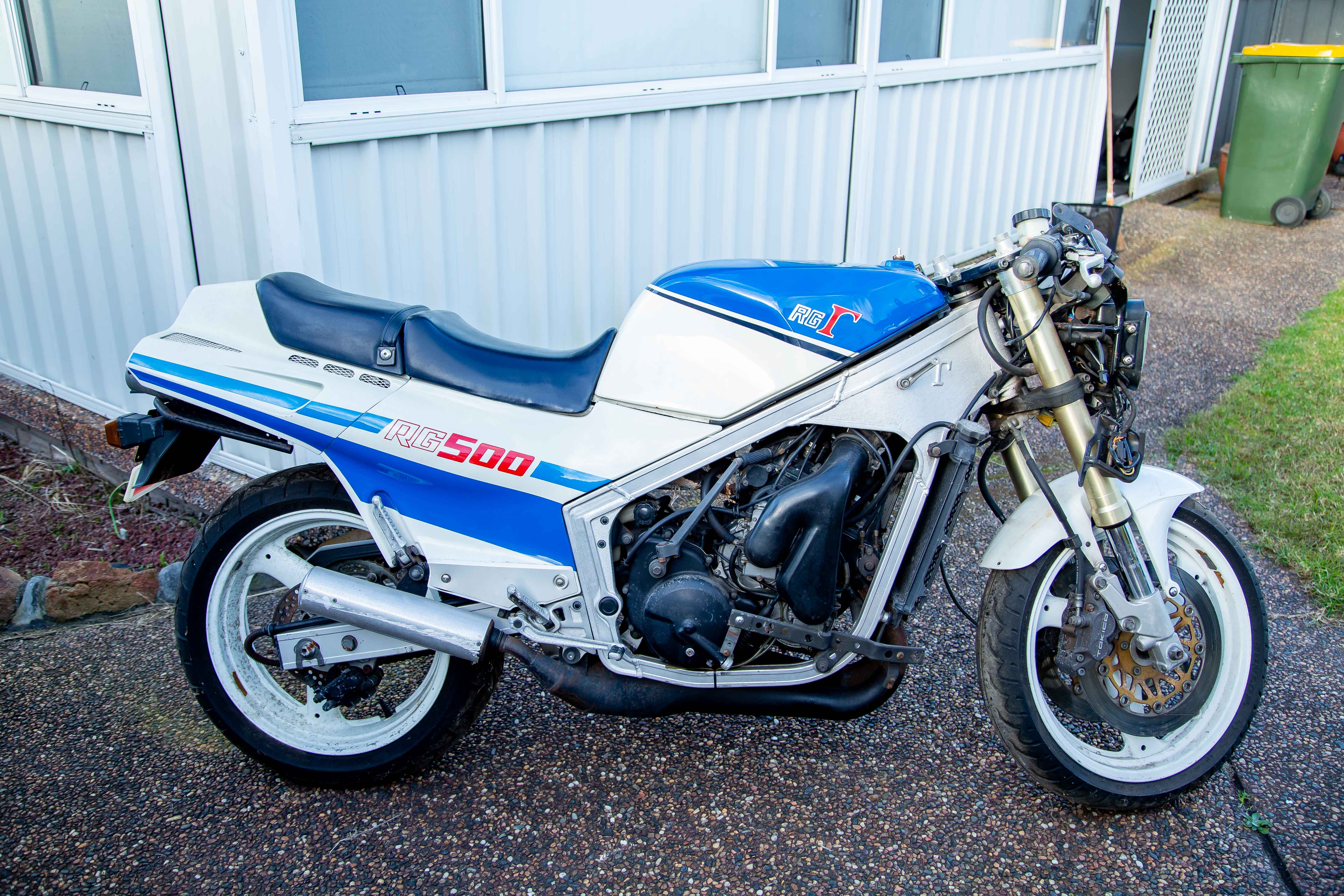 1985 SUZUKI RG500 ROAD - JBW5233304 - JUST BIKES