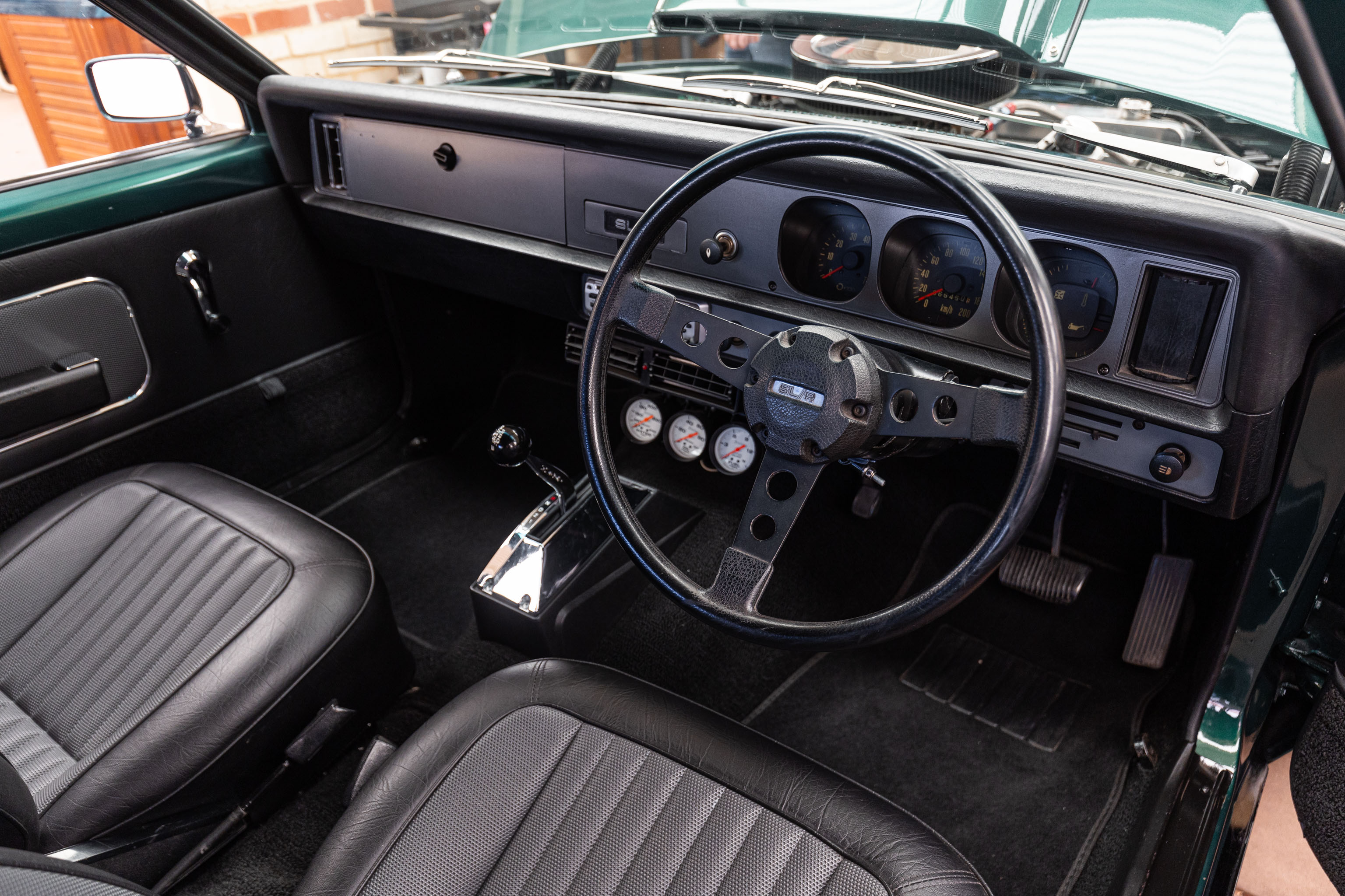 1975 HOLDEN TORANA LH SL/R 5000 SEDAN - JCW5338307 - JUST CARS