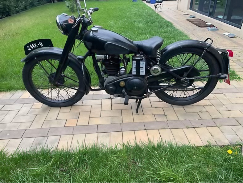 1948 BSA C11 ROAD - JBW5343234 - JUST BIKES