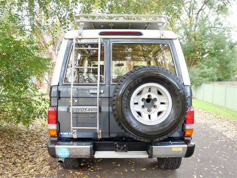 2005 TOYOTA LANDCRUISER 70 SERIES HZJ73 FRP TOP SWB MANUAL - JCFD5226847 - JUST 4X4S